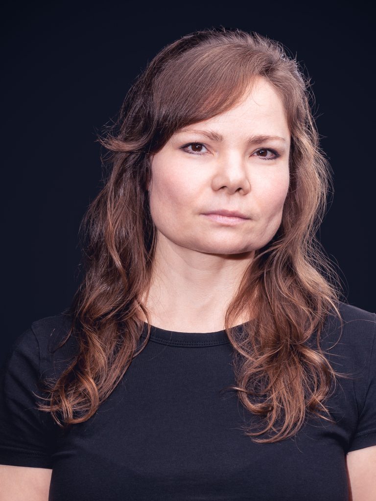 Contact - INESSA EMMER